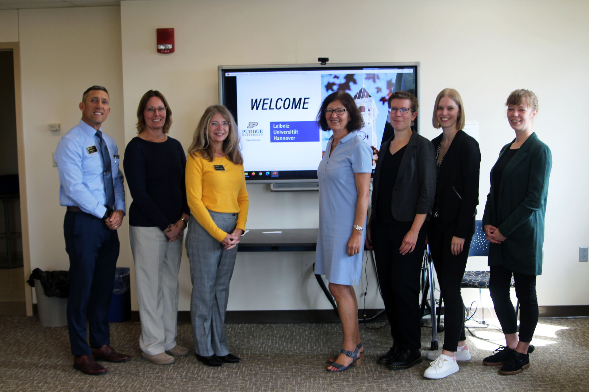 Leibniz University Hannover scholars visit College, partner in teaching ...